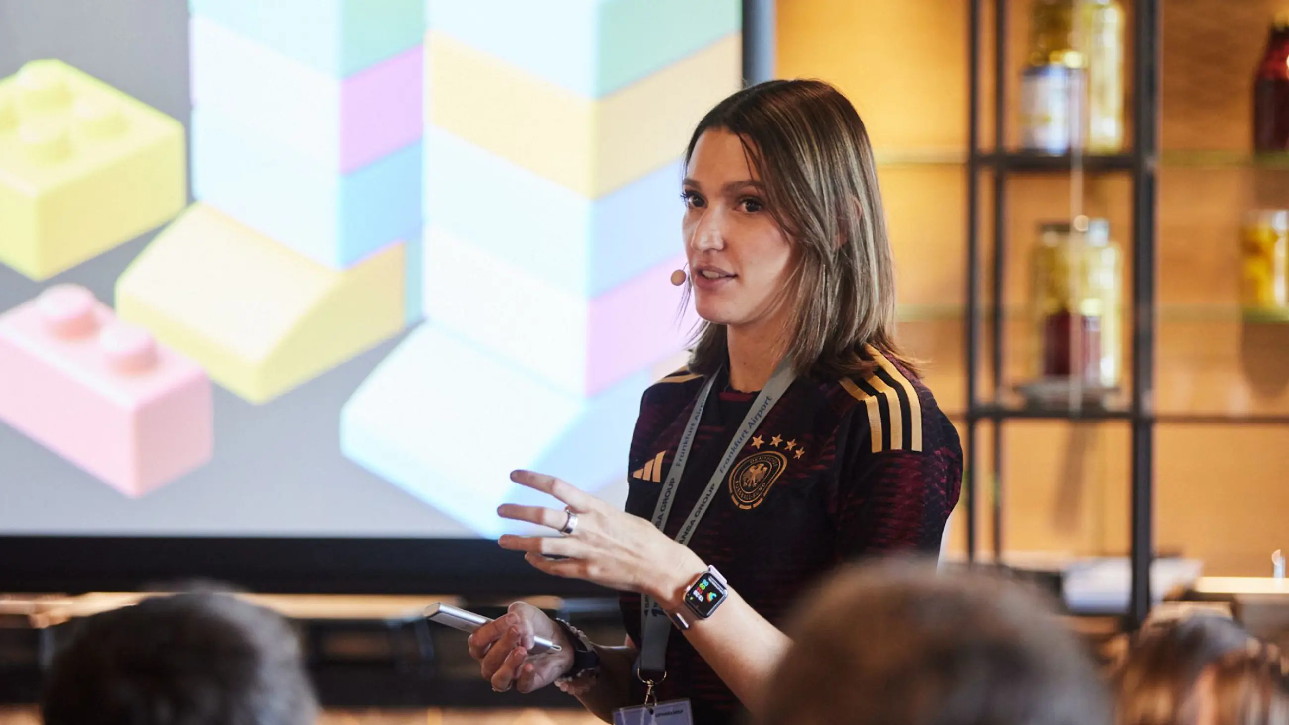 Chiara Behrens de Luna – Sportpsychologin im Profifußball | Expertin für mentale Stärke ...